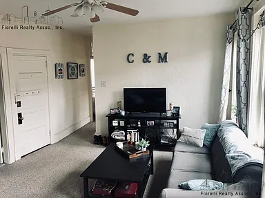 332 Hanover St Boston MA | Zillow