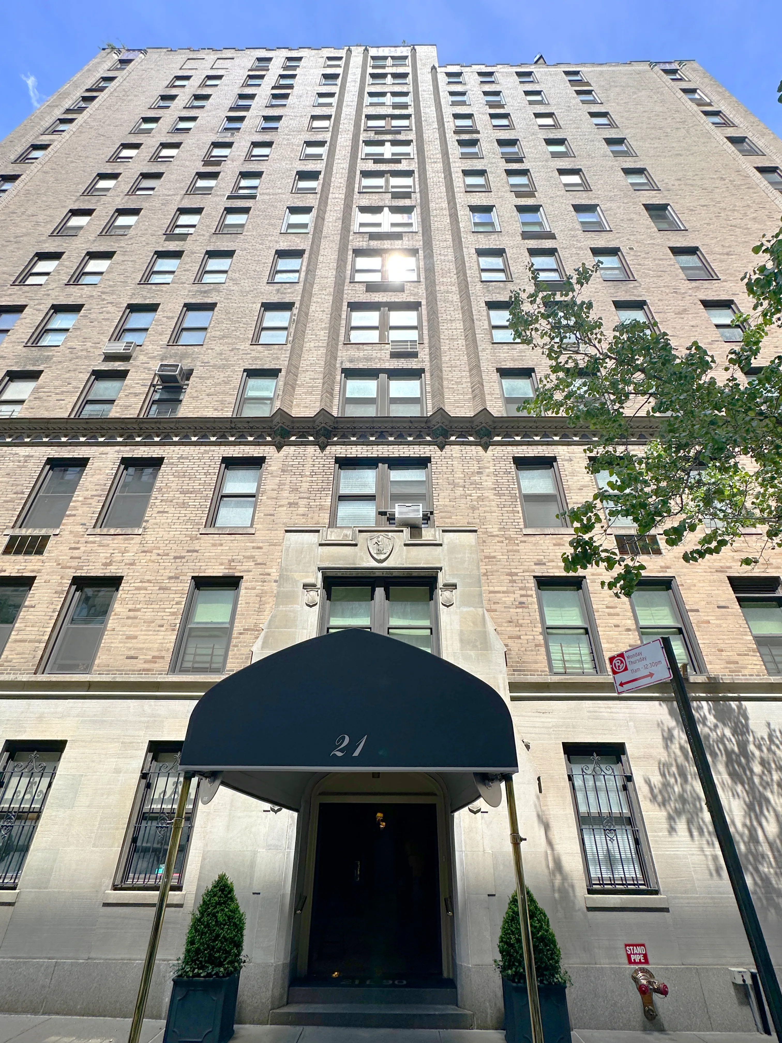 21 East 90th Street #3A in Carnegie Hill, Manhattan | StreetEasy