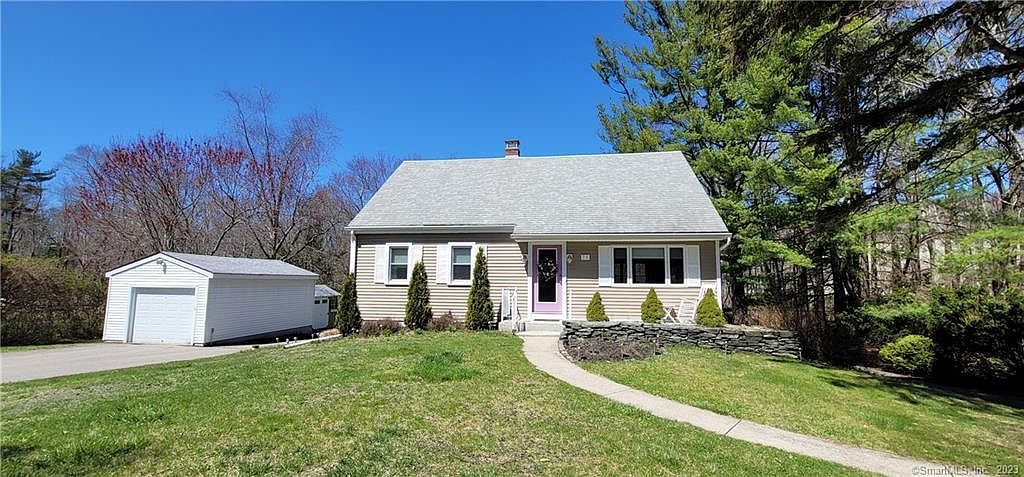 75 Gallivan Ln, Uncasville, CT 06382 | Zillow