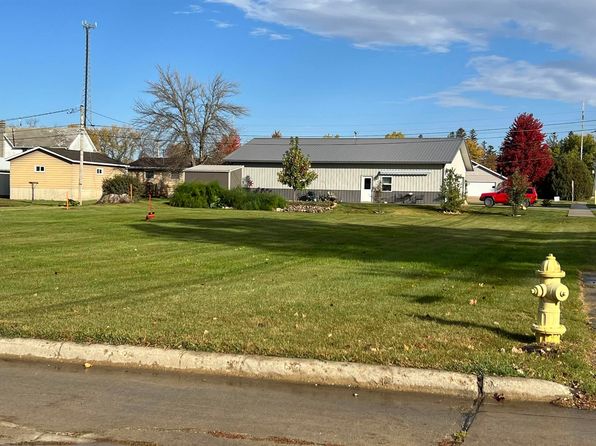 New Hampton IA Real Estate - New Hampton IA Homes For Sale | Zillow