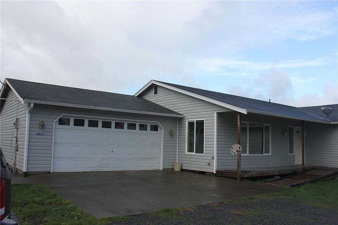 7517 Blockhouse Ln SW, Rochester, WA 98579 | Zillow