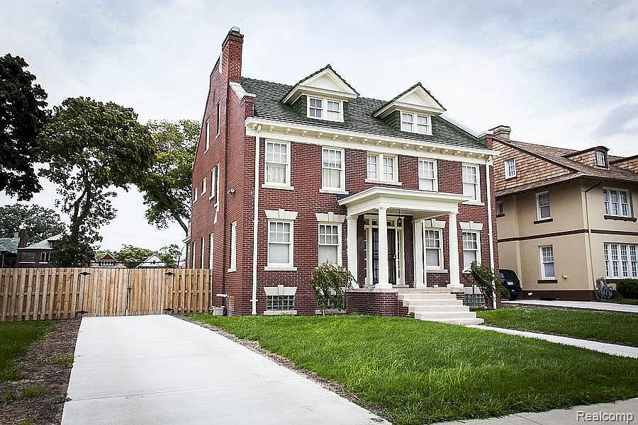 888 Virginia Park St, Detroit, MI 48202 | Zillow
