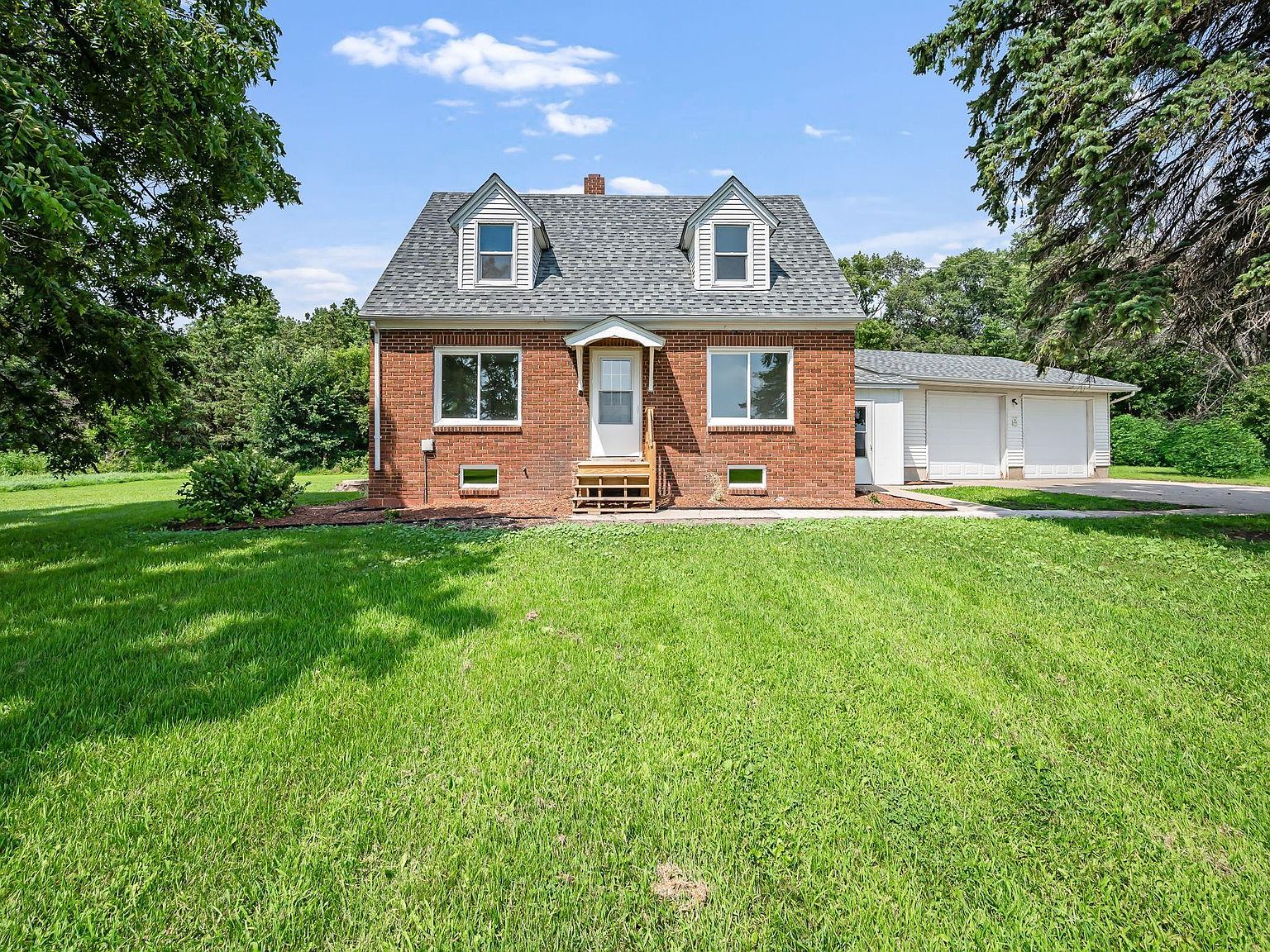 37347 240th St, Clements, MN 56224 | Zillow
