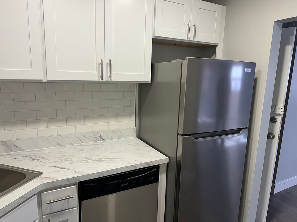 Devonshire Arms - 7306-10 Devon St Philadelphia PA | Zillow