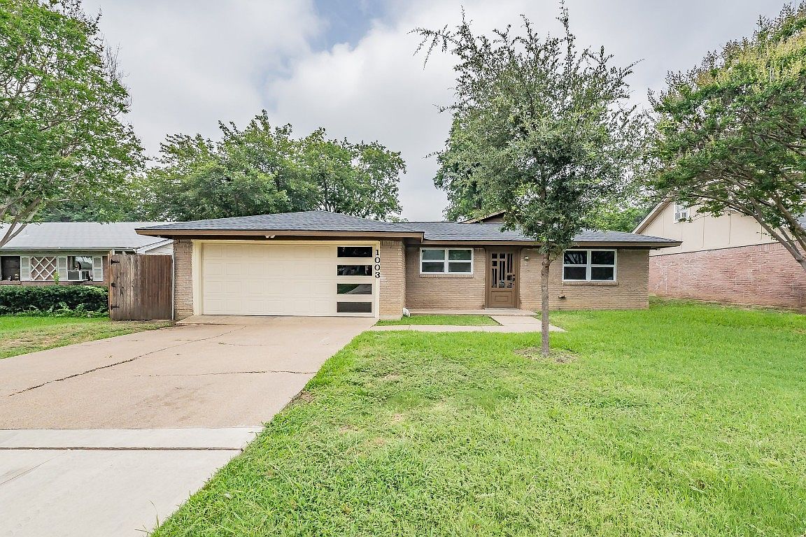 1003 Darlene Ln, Arlington, TX 76010 | Zillow