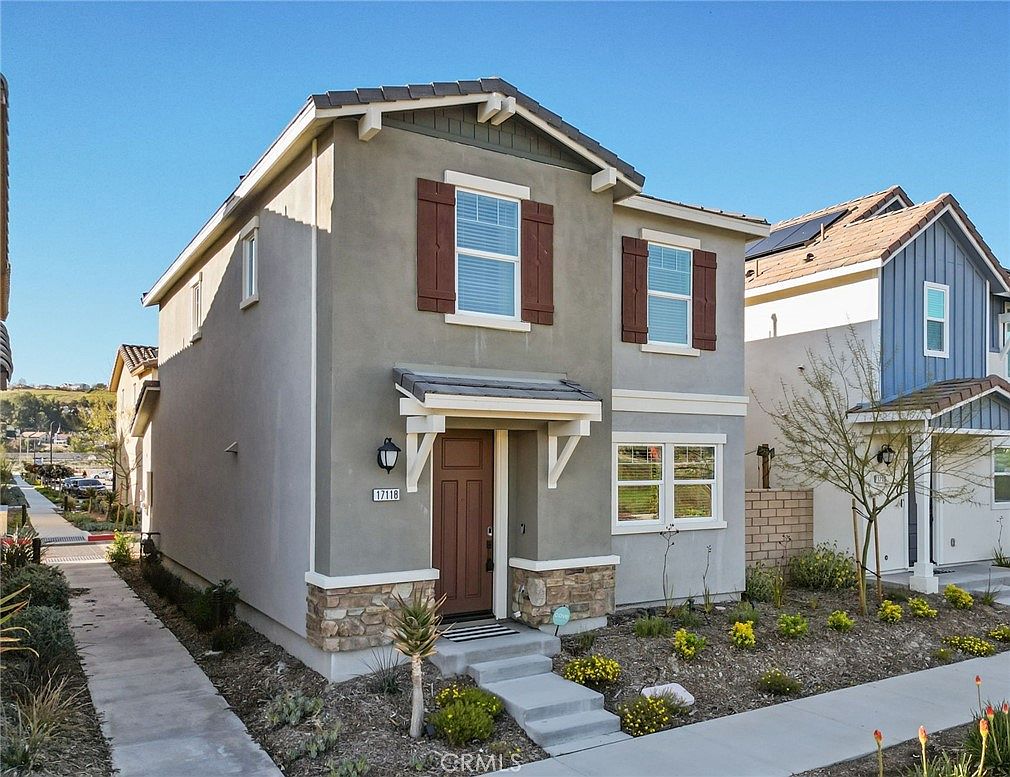 17118 Mitchell Dr, Canyon Country, CA 91387 | MLS #SR24062463 | Zillow