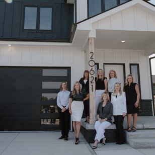 Jenn Haeg - Real Estate Agent in Omaha, NE - Reviews | Zillow