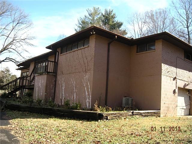 401 Acuff Rd, Clarksville, TN 37043 | Zillow