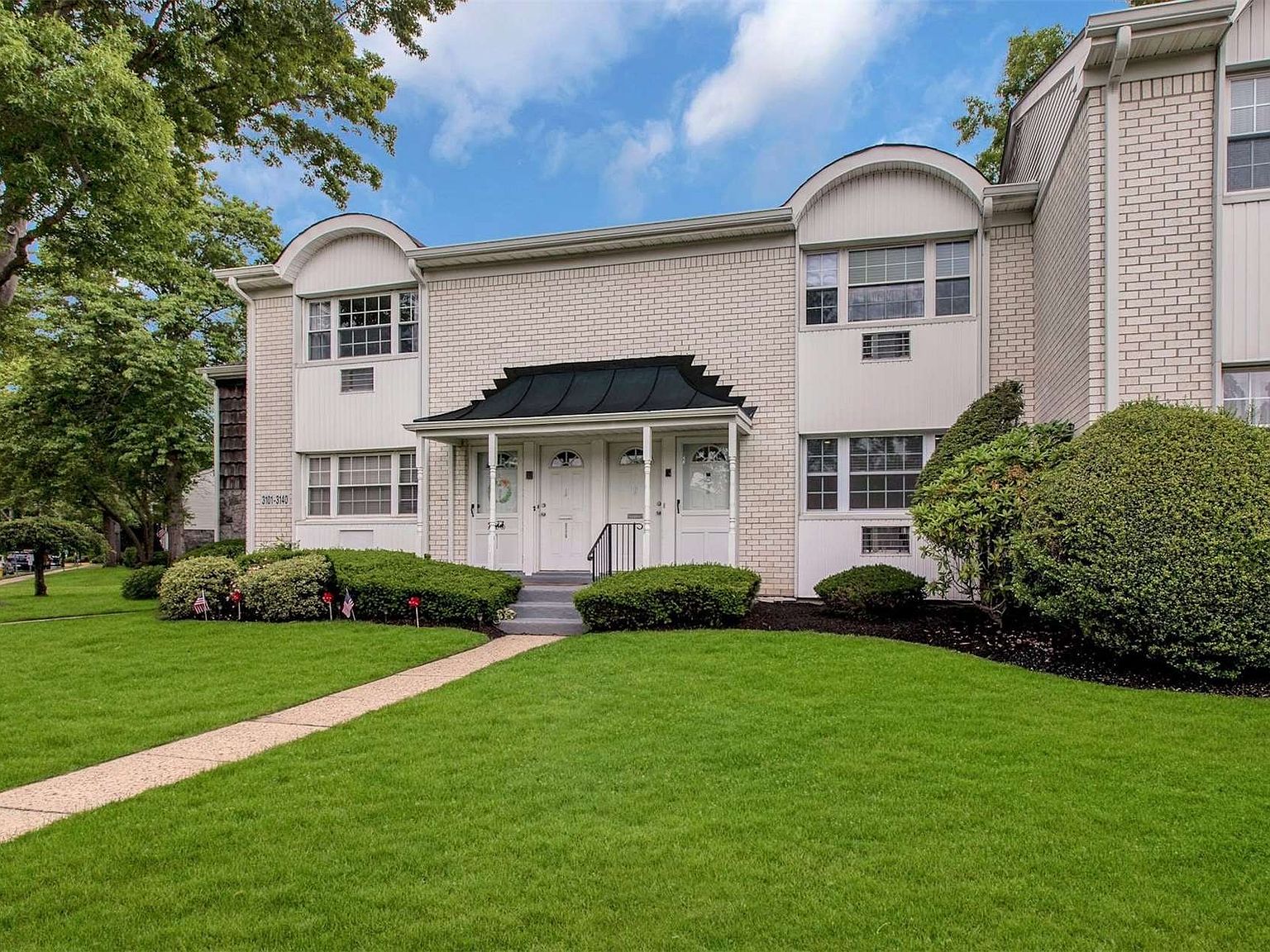 3118 Wilshire Lane UNIT 3118, Oakdale, NY 11769 | Zillow