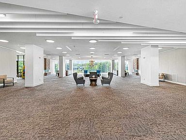 2 Russell Slade Blvd #2109, Coralville, IA 52241 | Zillow