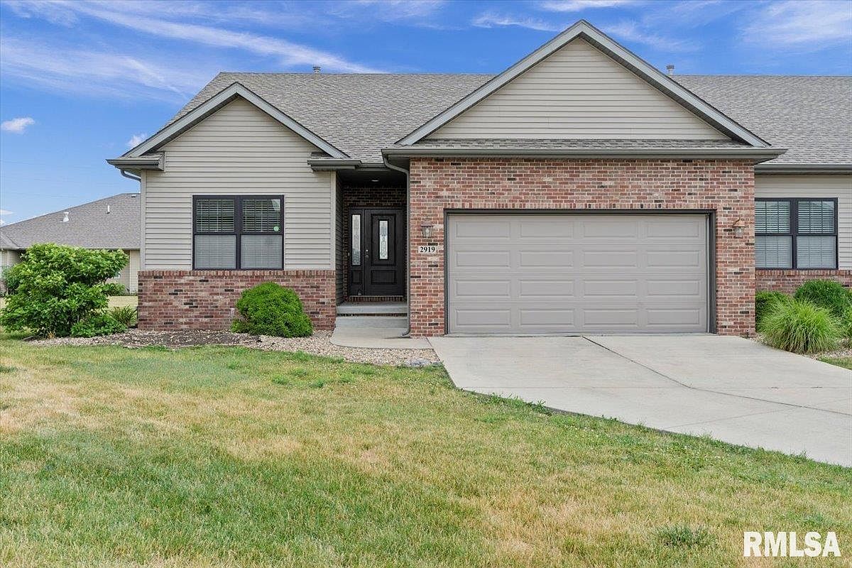 2919 Sandy Ln, Springfield, IL 62711 | Zillow