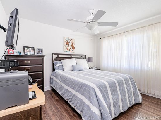 9761 SW 217th St, Cutler Bay, FL 33190 | Zillow