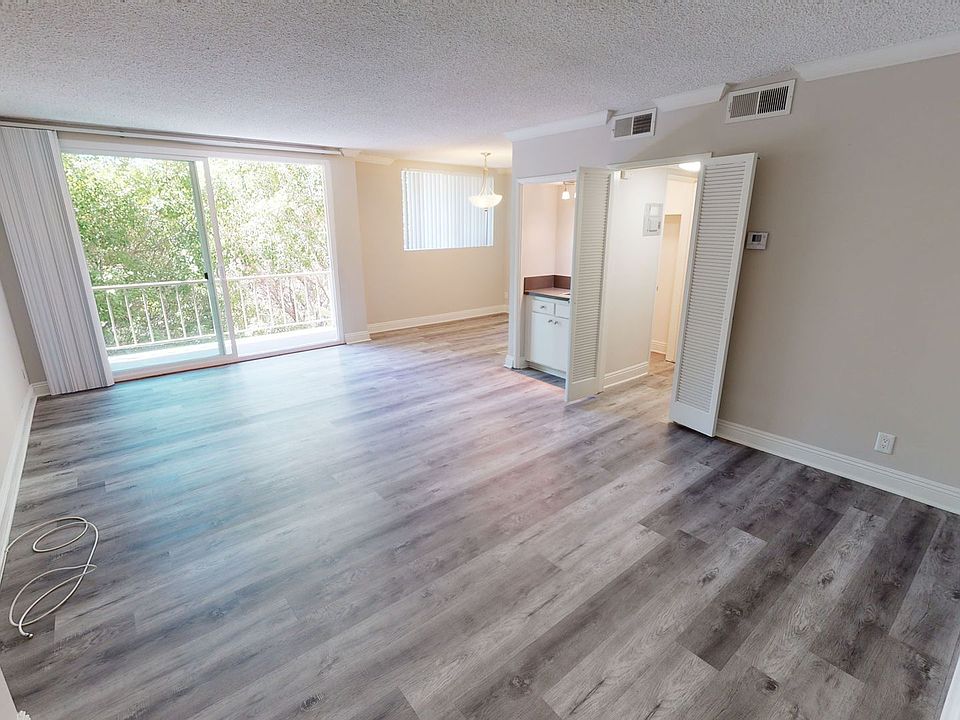 Burton Plaza - 9005 Burton Way Los Angeles CA | Zillow