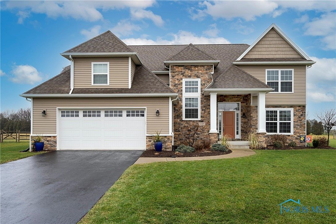 2789 Woods Edge Rd, Perrysburg, OH 43551 | MLS #6110455 | Zillow