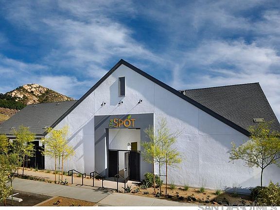 614 Meadowood St #401, Fallbrook, CA 92028 | MLS #240024489 | Zillow