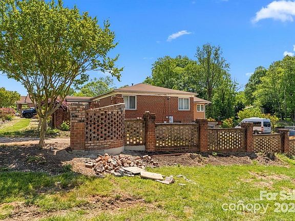 331 29th Avenue Dr NW, Hickory, NC 28601 | MLS #4147746 | Zillow