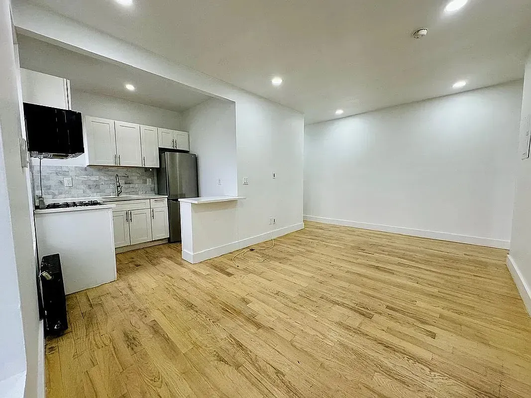 182 East 19th Street #2B in Prospect Park South, Brooklyn | StreetEasy