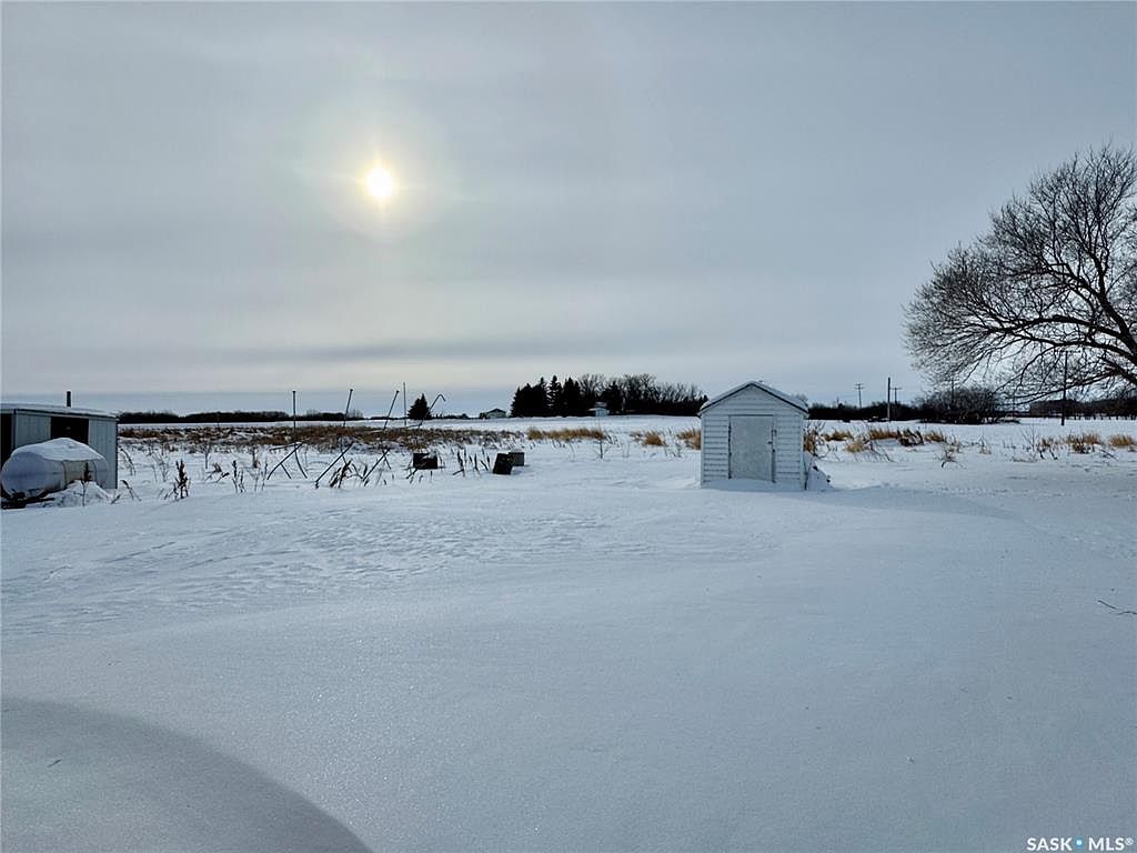 Peaceful & Affordable c.1904 Three-Bedroom Saskatchewan Home with ...
