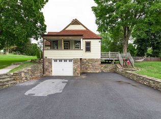 28 Overocker Rd, Poughkeepsie, NY 12603 | Zillow