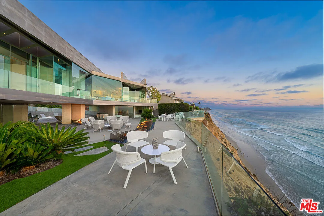 $19.99M Wallace E. Cunningham-Designed "Crescent House" For Sale in ...
