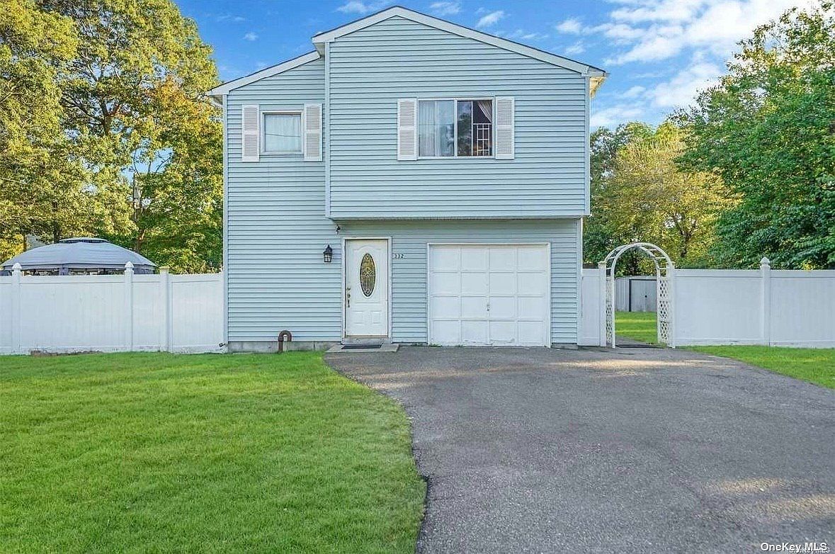332 Terry Boulevard, Holbrook, NY 11741 | MLS #3565710 | Zillow