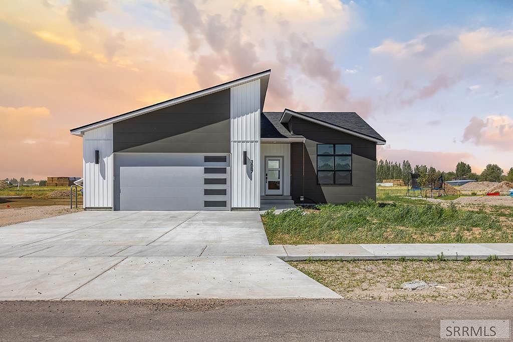 3887 E Pepperwood Ln, Rigby, ID 83442 | MLS #2166538 | Zillow