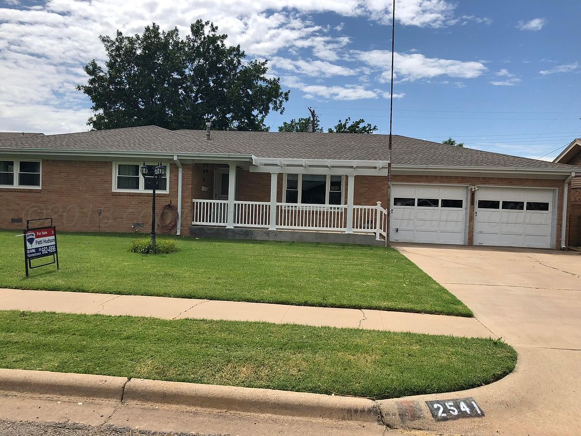 2541 Christine St, Pampa, TX 79065 | Zillow