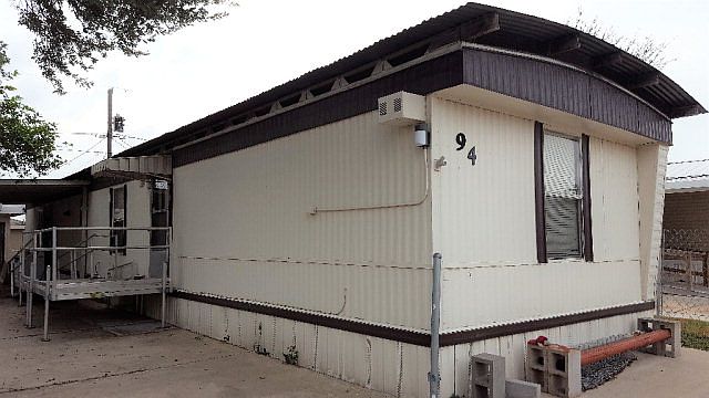 2240 S Bentsen Palm Dr TRLR 94, Palmview, TX 78572 | Zillow