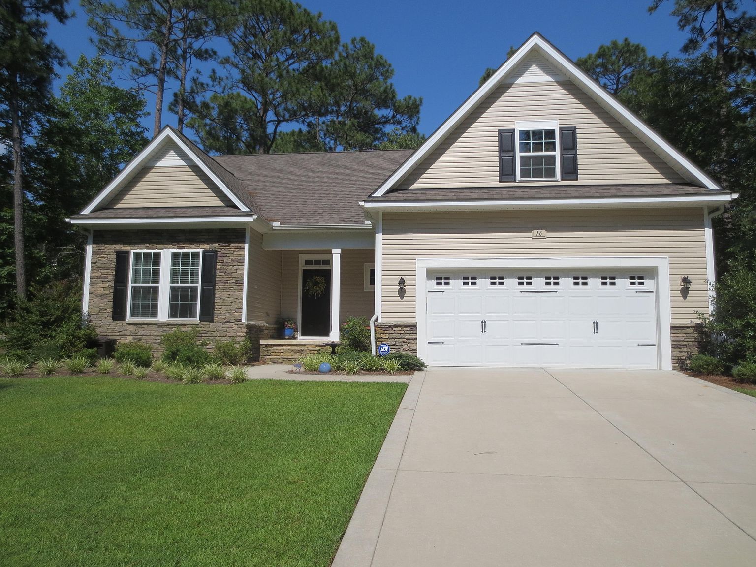 16 Chestnut Ln, Pinehurst, NC 28374 | Zillow