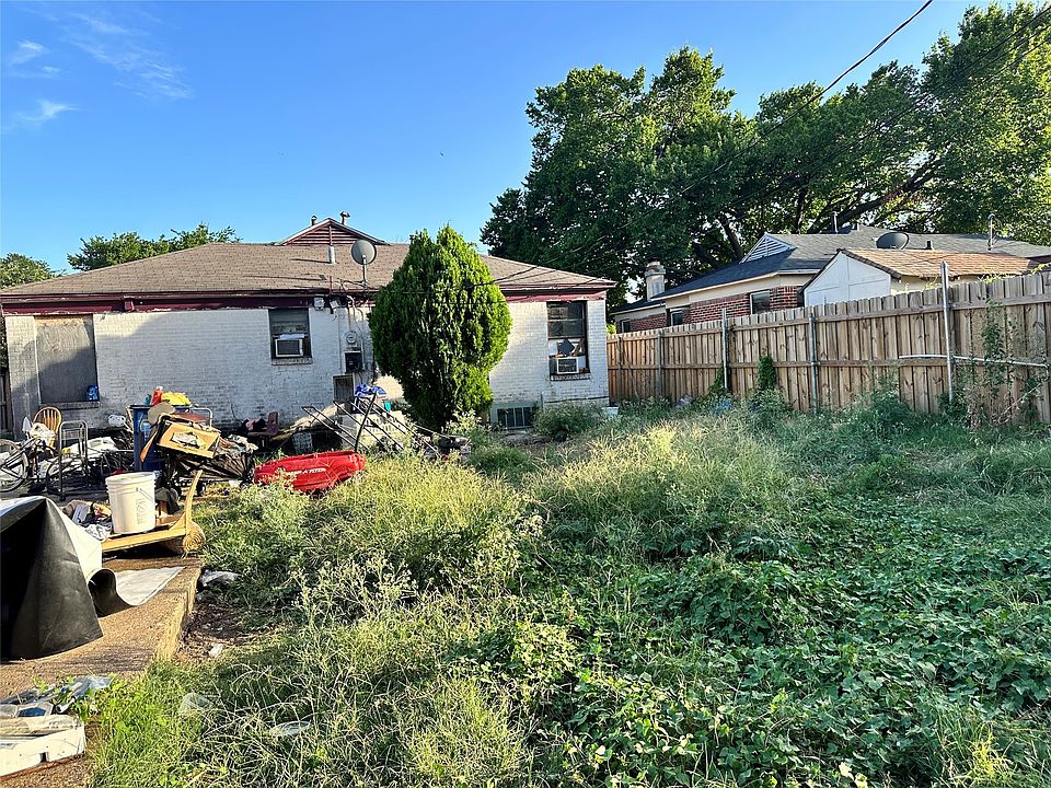 3033 Searcy Dr, Dallas, TX 75211 | Zillow