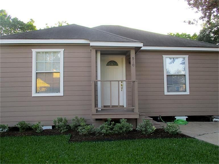 910 Hahlo St, Houston, TX 77020 | Zillow