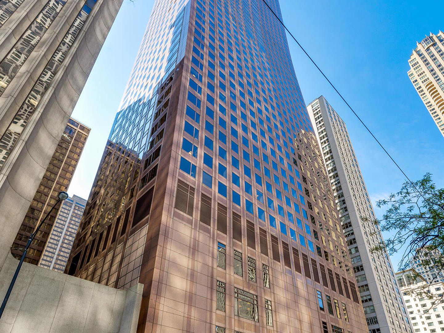 161 E Chicago Ave UNIT 62S2, Chicago, IL 60611 | Zillow