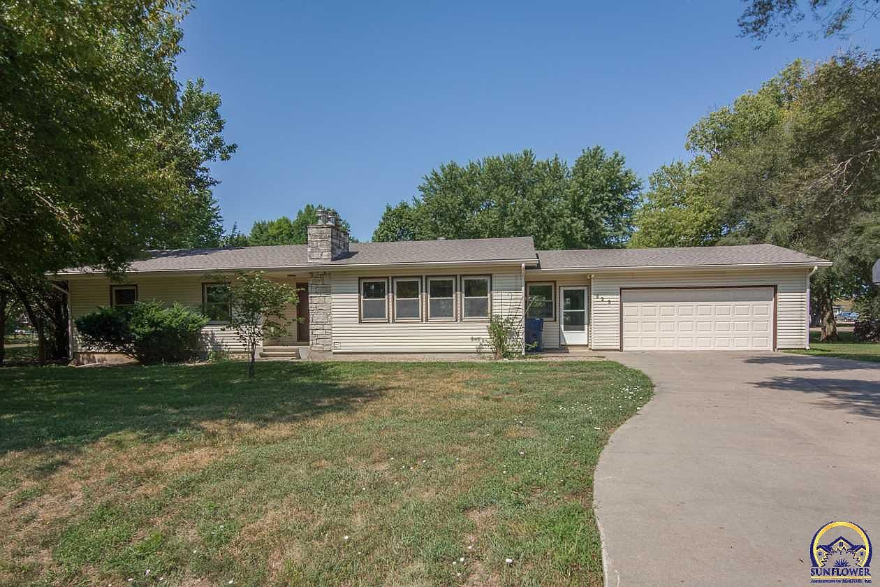 625 SW Fowler St, Maple Hill, KS 66507 | Zillow