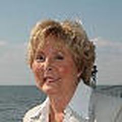 Regina Bush | Zillow