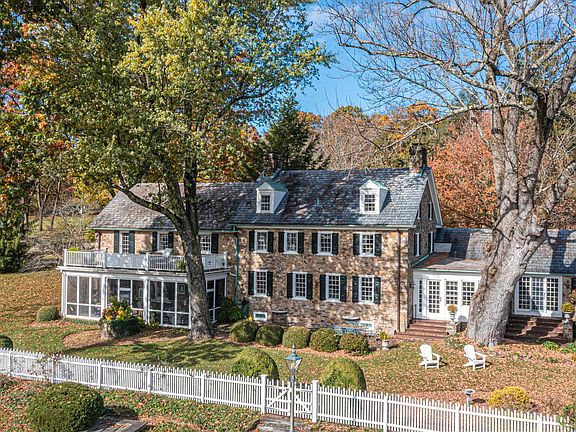 2950 Windy Bush Rd, Newtown, PA 18940 | Zillow