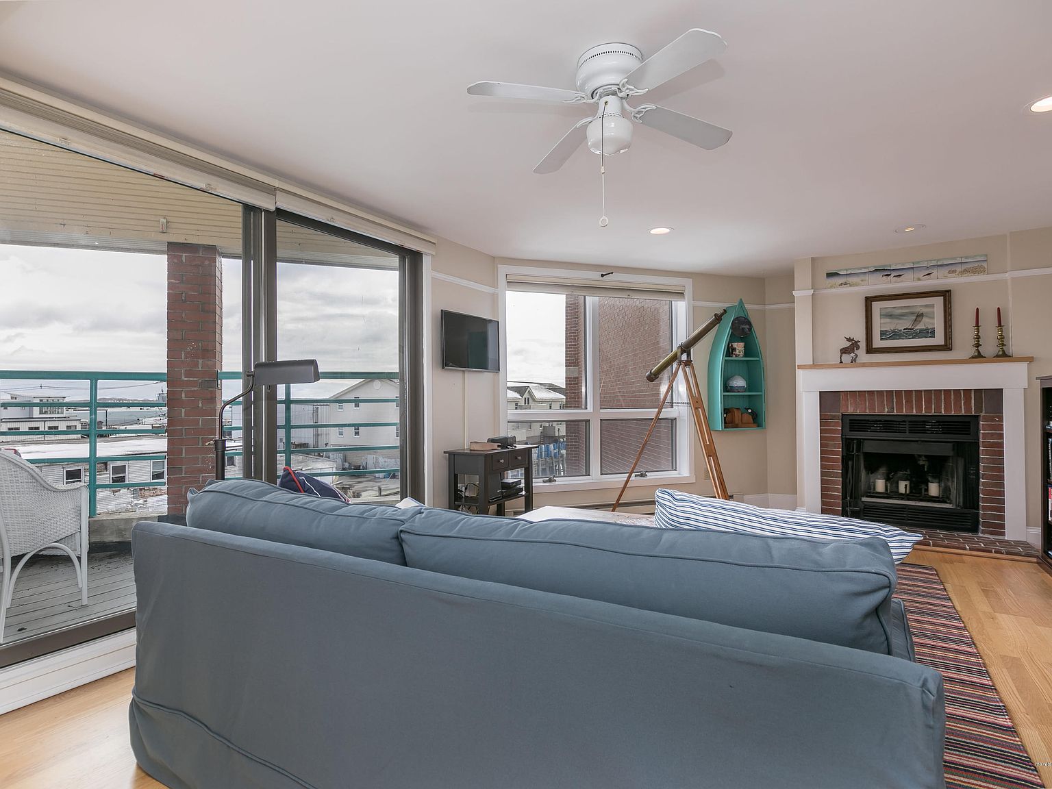 40 Portland Pier #13, Portland, ME 04102 | Zillow