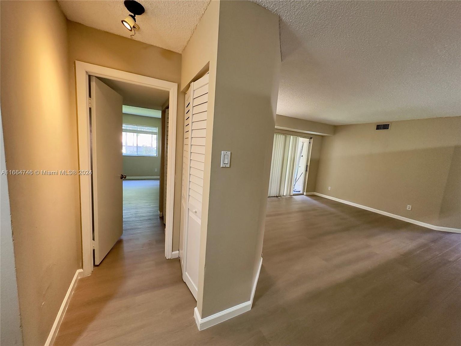10630 SW 158th Ct APT 204, Miami, FL 33196 | Zillow