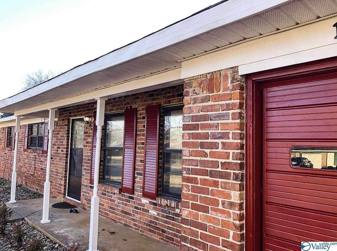 1213 Kathy Ln SW, Decatur, AL 35601 | Zillow