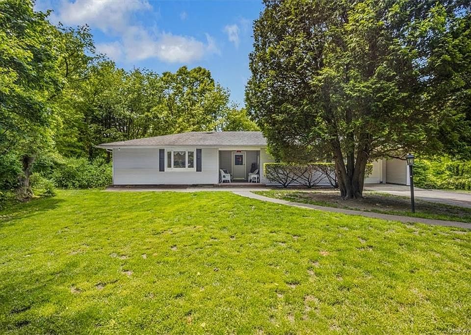 112 Gallows Hill Road, Cortlandt Manor, NY 10567 | Zillow