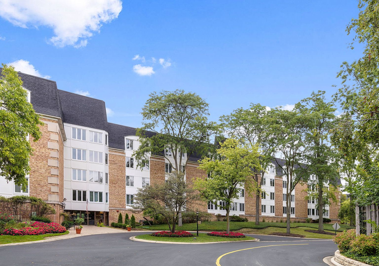 150 Lake Blvd APT 112, Buffalo Grove, IL 60089 | MLS #12145333 | Zillow