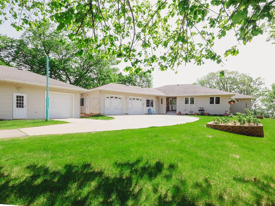 43812 N Little Pine Rd, Perham, MN 56573 | MLS #23-2346 | Zillow