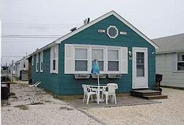 34 20th Ave, Seaside Park, NJ 08752 | Zillow