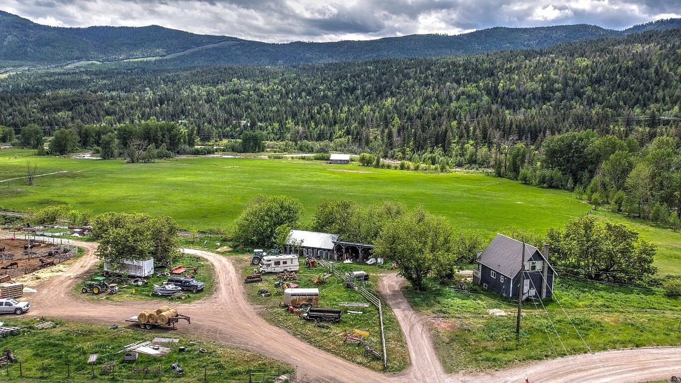 3977 Dear Rd, Columbia Shuswap, BC V0E 1W1 | Zillow