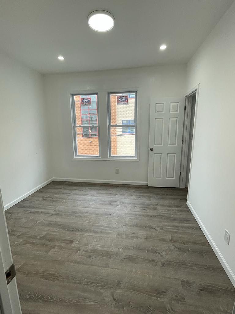 261 Madison St FLOOR 2, Passaic, NJ 07055 | Zillow