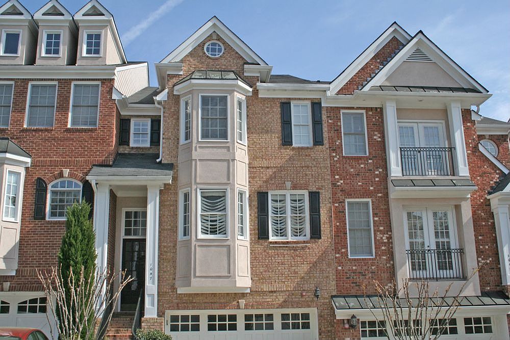 1047 Emory Parc Pl, Decatur, GA 30033 | Zillow