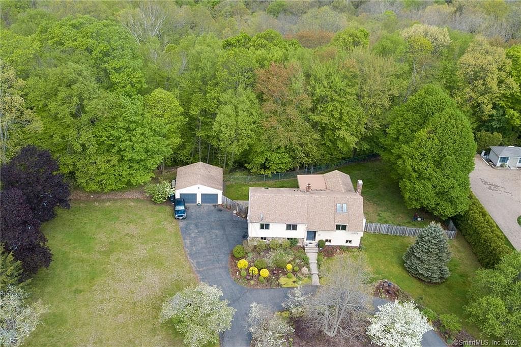 262 Rye St, Broad Brook, CT 06016 | Zillow