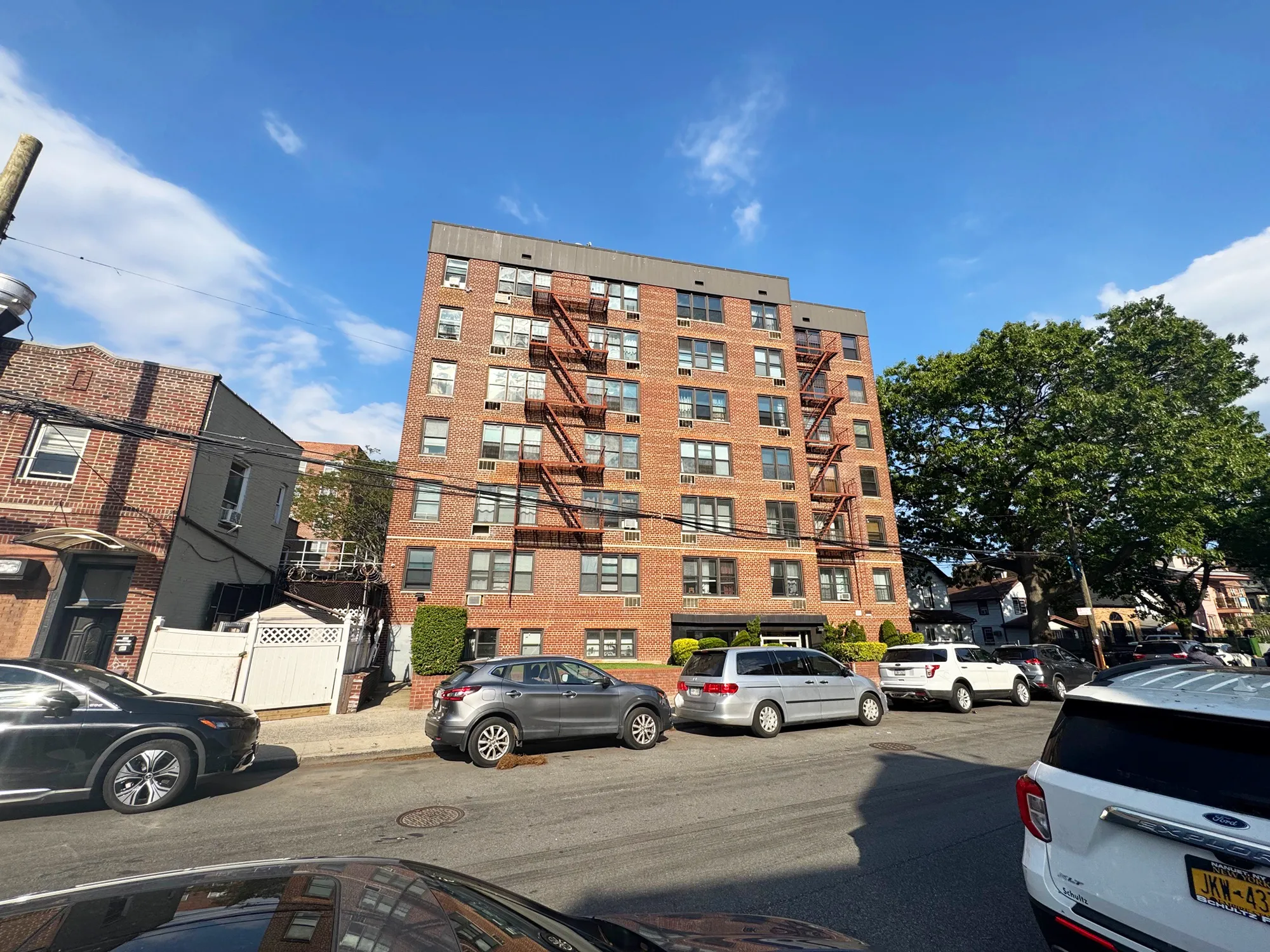 1075 Sheepshead Bay Road #2J in Homecrest, Brooklyn | StreetEasy