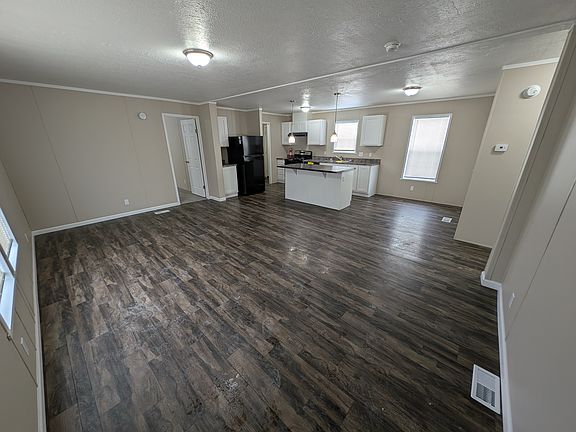 909 Victory Ln #909V, Justice, IL 60458 | Zillow