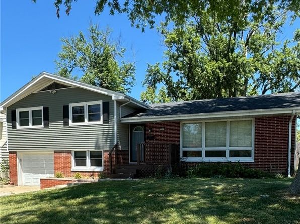 Warrensburg IL Real Estate - Warrensburg IL Homes For Sale | Zillow