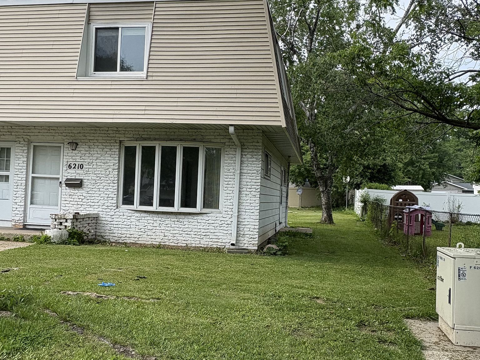 6210 Raymond Rd, Madison, WI 53711 | Zillow